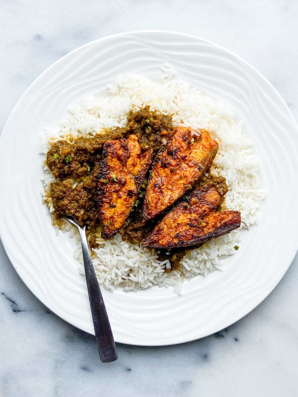 Fish Curry Recipe | Indian Pomfret Curry - Feast with Safiya