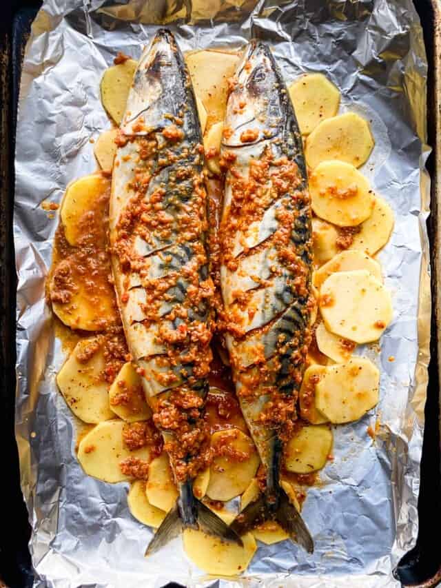Oven Baked Mackerel with Red Pepper, Garlic and Potatoes - Feast with ...
